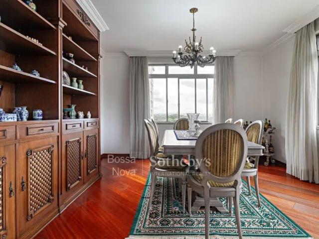 Apartamento com 4 Quartos para alugar, 253m² Pinheiros