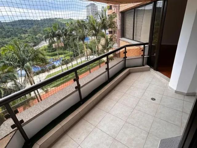 Apartamento com 4 Quartos para alugar, 210m² Alphaville