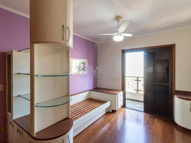 Apartamento com 4 Quartos para venda ou aluguel, 300m² Centro