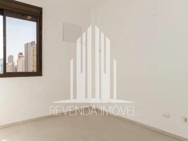 Apartamento com 4 quartos para venda na chacara Santo Antonio