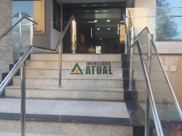 APARTAMENTO COM 4 QUARTOS SENDO UMA SUÍTE A VENDA NA REGIÃO CENTRAL DE LONDRINA