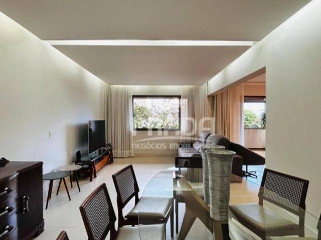 Apartamento com 4 quartos sendo 2 suítes à venda, 236 m² Centro Uberlândia/MG