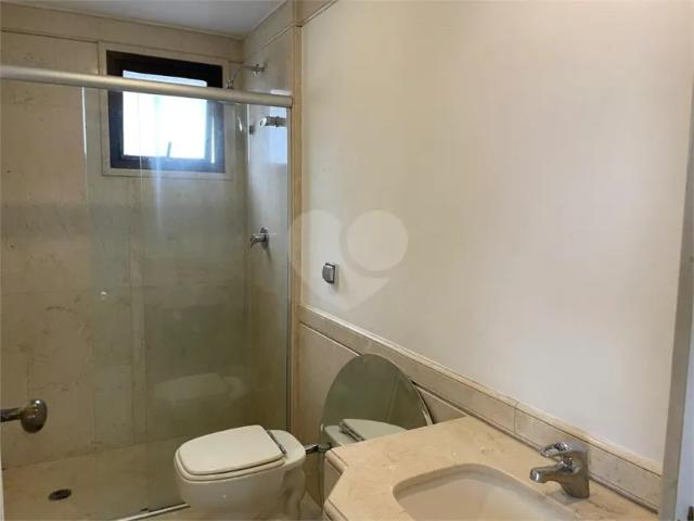 Apartamento com 4 quartos à venda ou para locação em Vila Andrade SP