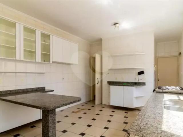 Apartamento com 4 quartos à venda em Bela Vista SP