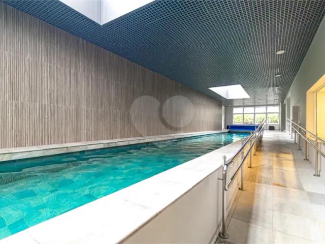 Apartamento à venda com 4 quartos, sendo 3 suítes, no condomínio Paramount Ibirapuera, São Paulo S
