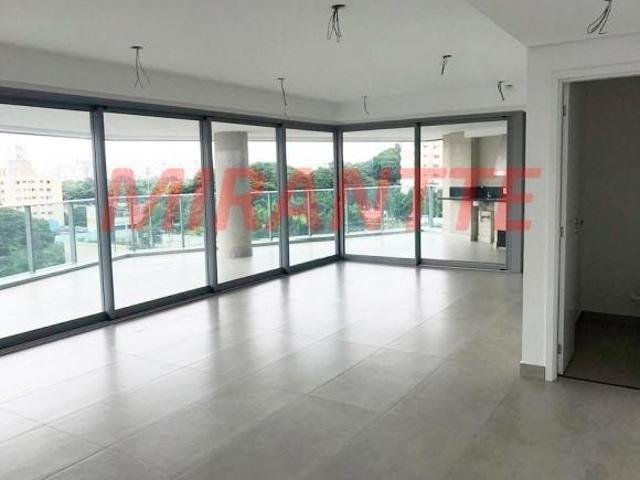 Apartamento com 4 quartos
