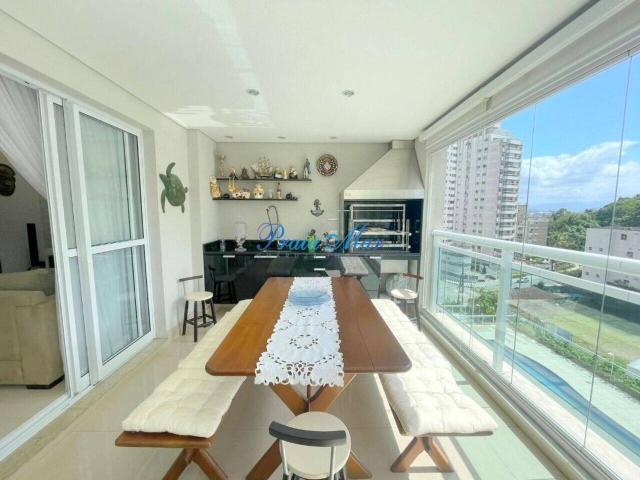 Apartamento com 4 quartos, 134 m²