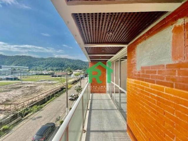 Apartamento com 4 quartos 1 suíte, varanda e 1 vaga à venda em Enseada, Guarujá
