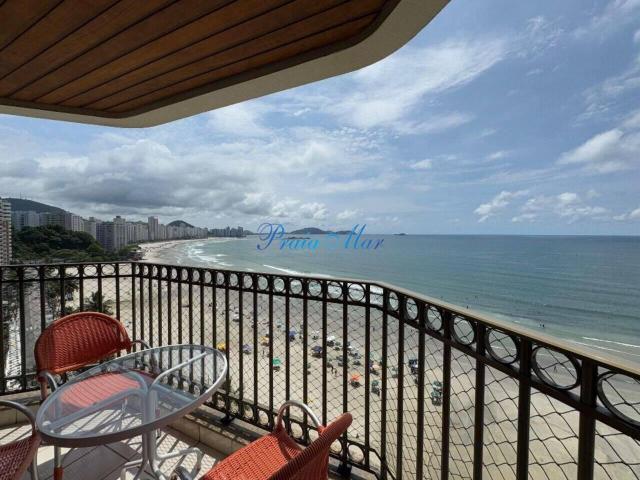 Apartamento com 4 quartos, 200 m²