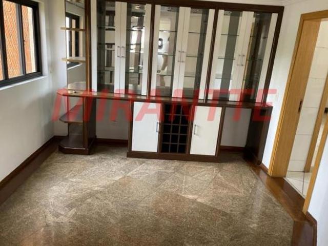 Apartamento com 4 quartos