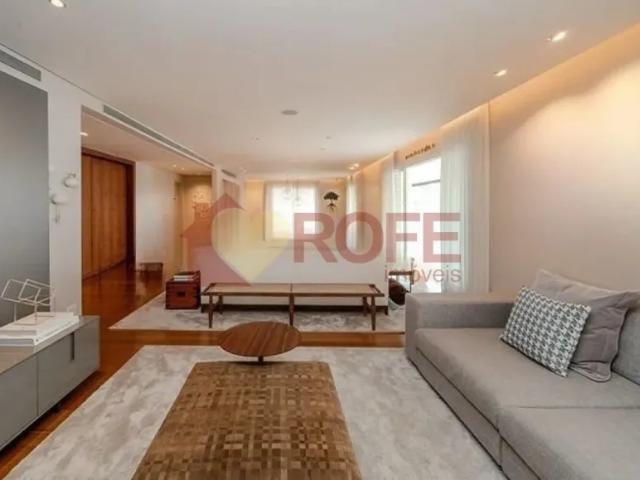 Apartamento com 4 suítes à venda, 367m² em Moema Pássaros, a poucas quadras do Parque Ibirapuera