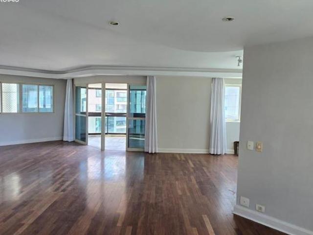 Apartamento com 4 suítes 3 vagas a venda no Panamby