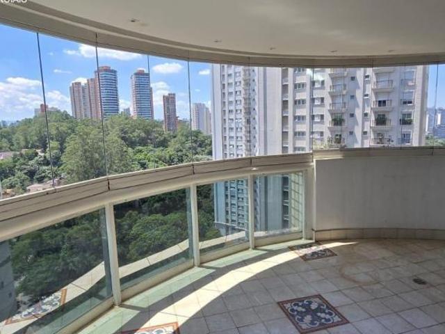 Apartamento com 4 suítes 3 vagas a venda no Panamby