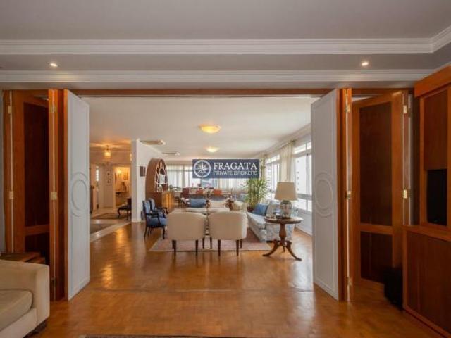 Apartamento com 4 suítes, 369 m², 2 vagas Jardim América São Paulo/SP