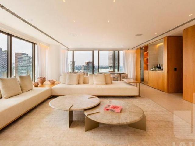 Apartamento com 4 suites, 4 Vagas em Pinheiros