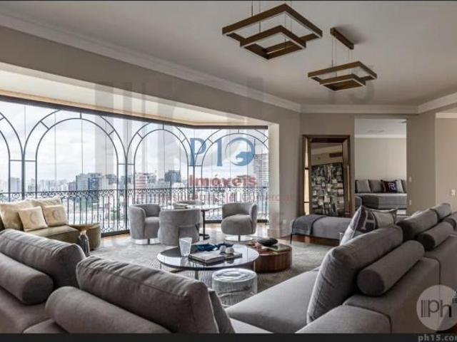 Apartamento com 4 suítes 5 vagas a venda no Panamby