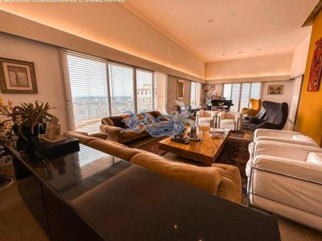 Apartamento Com 4 suítes 5 vagas a venda no Panamby