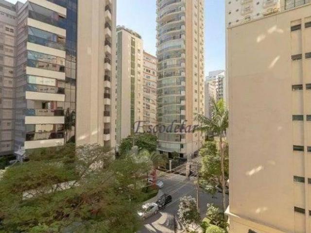 Apartamento com 4 suites,closet,4 vagas, à venda, 355 m², Jardim América próximo ao Clube Paulist