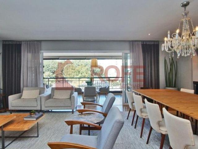 Apartamento com 4 suítes a venda, 274m², Itaim Bibi/Vila Olímpia, com lazer completo