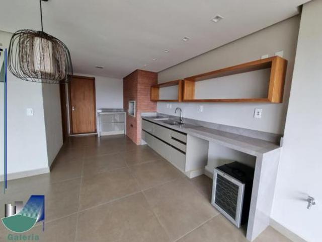 Apartamento com 4 suítes à venda, 281m² Jardim Irajá