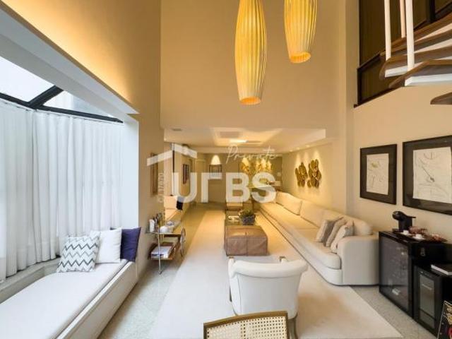 Apartamento com 4 suítes à venda na Alameda das Rosas Setor Oeste