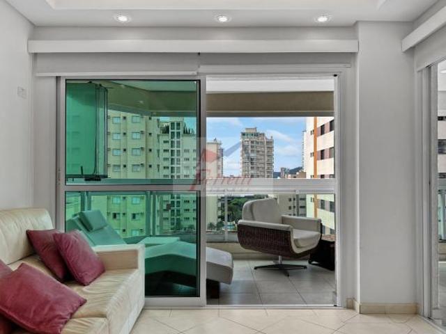 Apartamento com 4 suítes à venda na região da Brunela em Enseada, Guarujá/SP