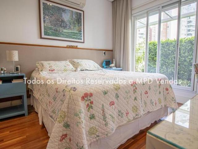 Apartamento com 4 suítes à venda no Premium Tamboré