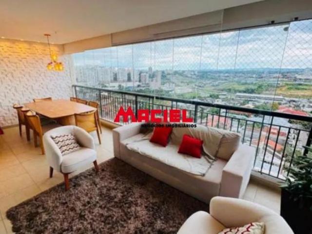 Apartamento com 4 suítes andar alto 194m² 3 vagas jardim Aquarius São José dos Campos