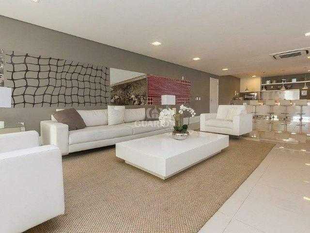 Apartamento com 4 suítes e 3 vagas de garagem no coração do bairro Menino Deus COD: 13773