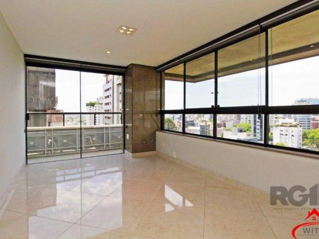 Apartamento com 4 suítes localizado no bairro Moinhos De Vento em Porto Alegre/R