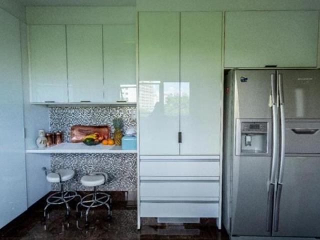 APARTAMENTO COM 4 SUÍTES NO CORAÇÃO DA VILA EMA