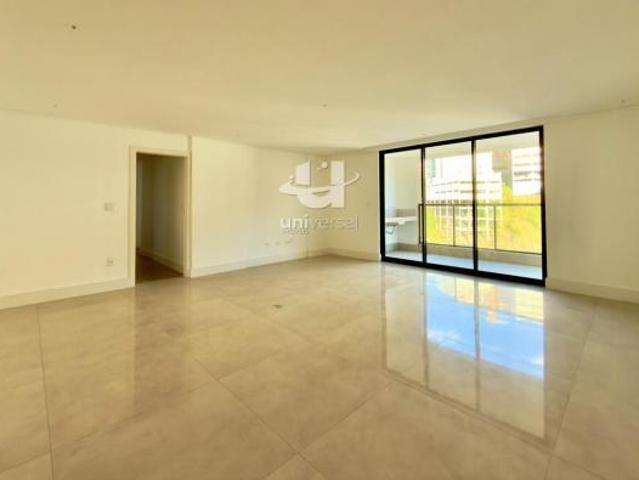 Apartamento com 4 suítes, varanda gourmet e lazer à venda, 160 m² por R$ 1.390.000 Granbery, Juiz