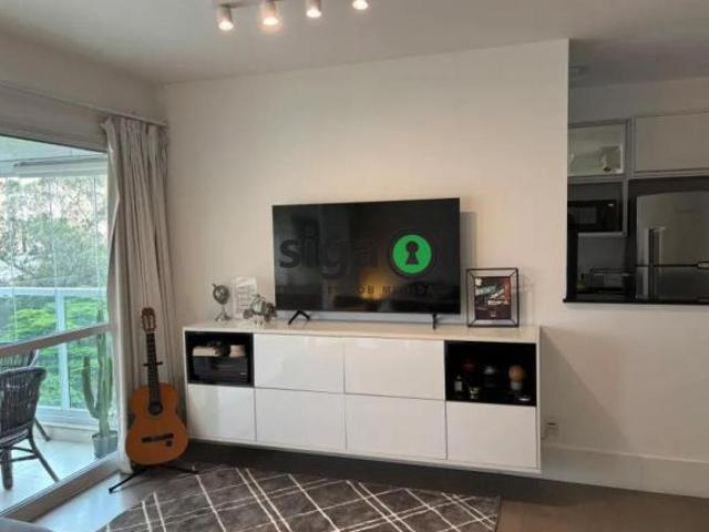 Apartamento com 50 m² Mobiliado Varanda Envidraçada