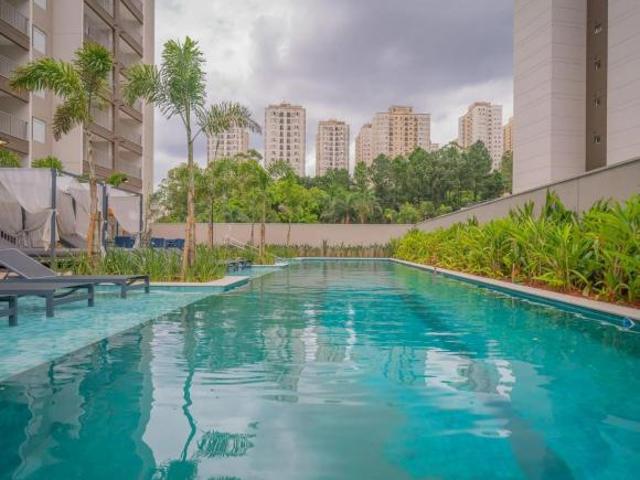 Apartamento com 50m² com 2 dormitórios com 1 vaga em Santo Amaro