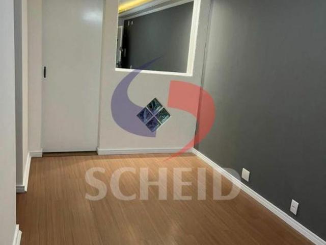 Apartamento com 50m², 2 dormitórios e 1 vaga à venda na Cidade Ademar