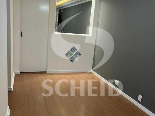 Apartamento com 50m², 2 dormitórios e 1 vaga à venda na Cidade Ademar