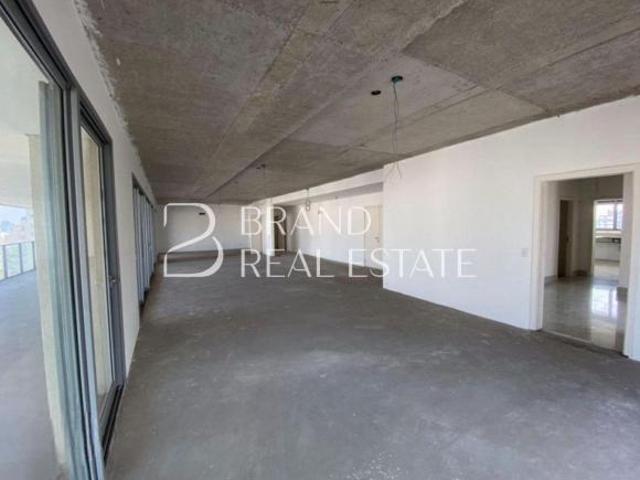 Apartamento com 535 m², 4 quartos sendo 4 suítes à venda no bairro Vila Nova Conceição