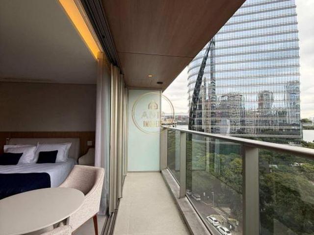 Apartamento com 53,75 m² no W Residences com vista Funchal