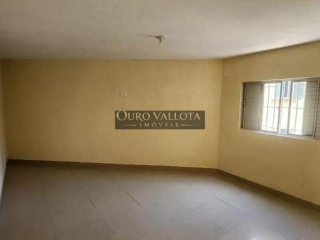 Apartamento com 53m² nos fundos