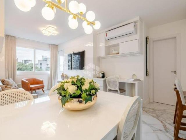 Apartamento com 54m², 1 quarto, 2 vagas, no bairro Três Figueiras em Porto Alegre