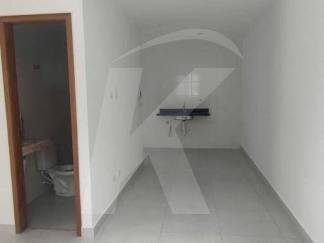 Apartamento com 55m² 2 dormitórios, com varanda e 1 vaga Parada Inglesa