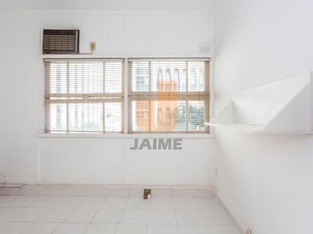 Apartamento com 58 m, 1 dormitórios e 1 sala. Ótima localização