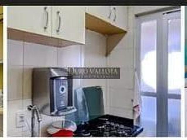 Apartamento com 58m²