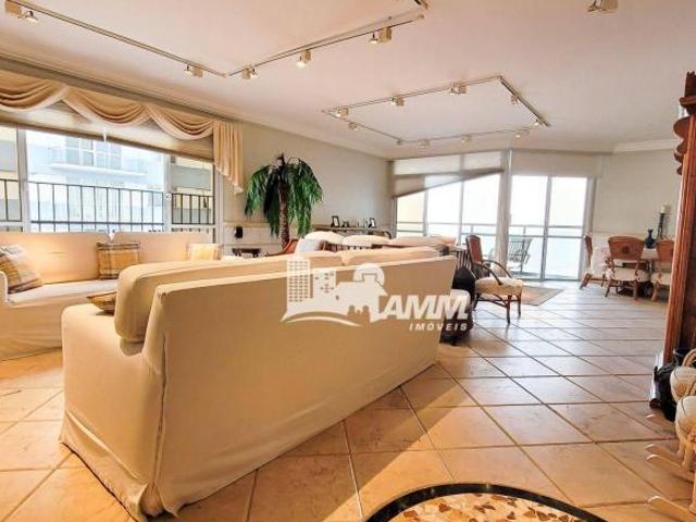 Apartamento com 5 dormitórios à venda, 216 m² por R$ 1.800.000,00 Praia das Pitangueiras Guarujá