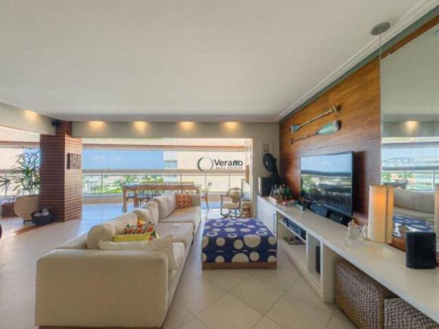Apartamento com 5 dormitórios à venda, 225 m² por R$ 2.600.000,00