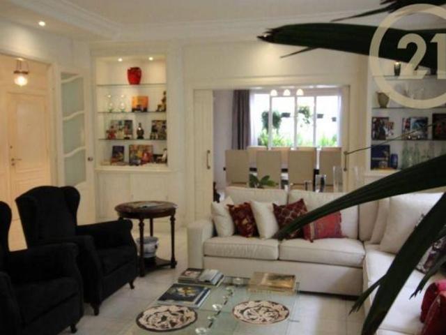 Apartamento com 5 dormitórios à venda, 300 m² por R$ 4.000.000,00 Higienópolis São Paulo/SP