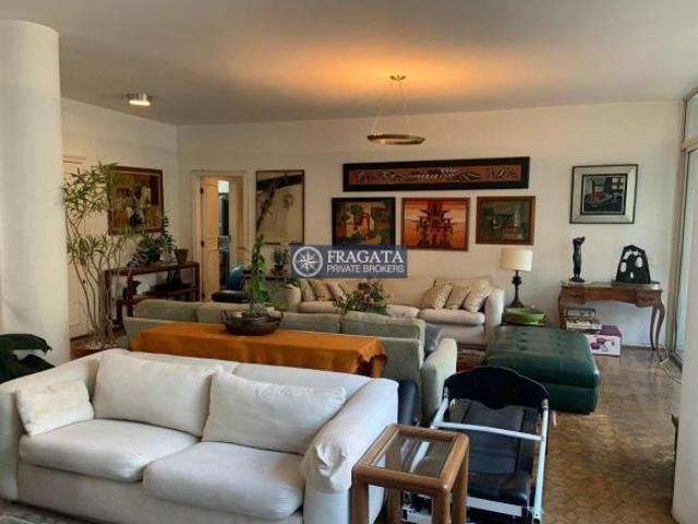 Apartamento com 5 dormitorios e 1 suite nos Jardins