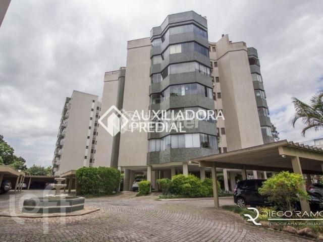 Apartamento com 5 dormitórios em Porto Alegre