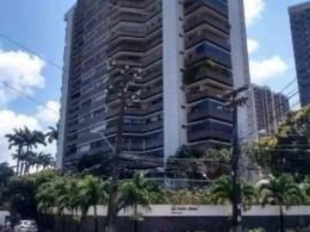 Apartamento com 5 Quartos e 3 banheiros à Venda, 300 m² por R$ 1.150.000