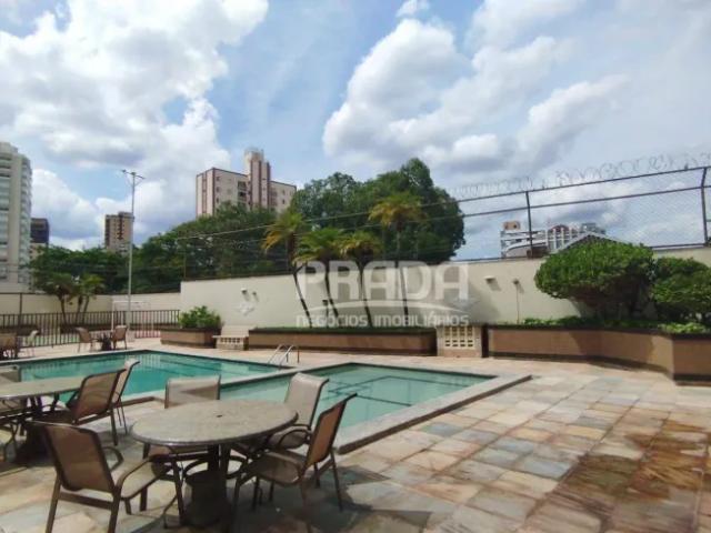 Apartamento com 5 quartos para alugar Centro Uberlândia/MG